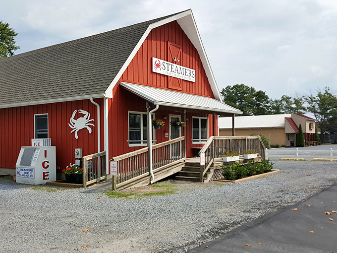 Steamers' barn-red charm signals serious seafood business. Like finding your favorite country farmhouse has been secretly serving amazing crabs all along.