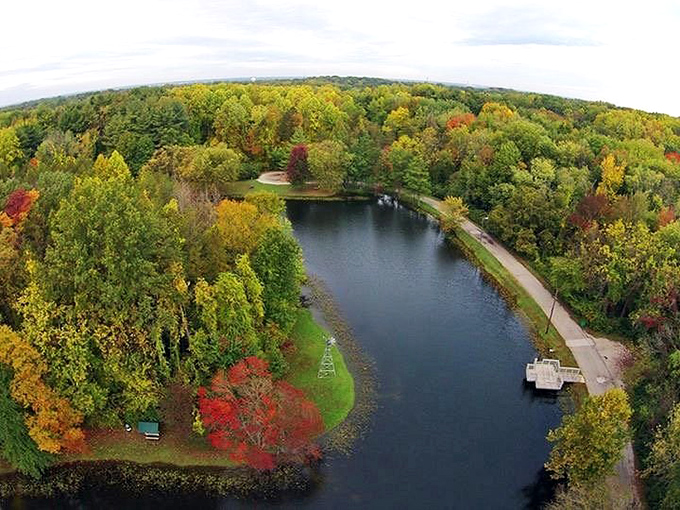 Terre Haute's natural beauty comes free of charge with your affordable housing. That serene lake view doesn't add a penny to your monthly expenses!