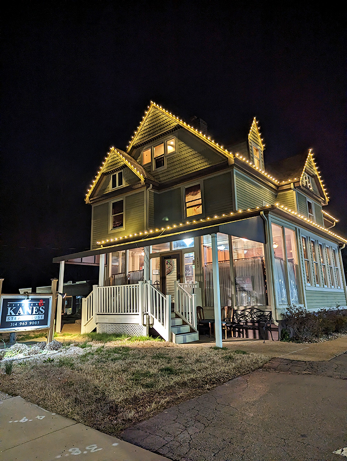 When night falls, Citizen Kane's lights up like a beacon for steak lovers. Those twinkling lights promise meaty magic inside.