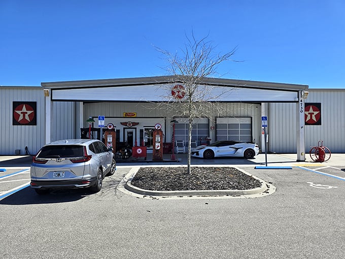 Palm trees outside, automotive treasures inside. The Classic Car Museum of St. Augustine combines Florida sunshine with chrome and steel beauties.