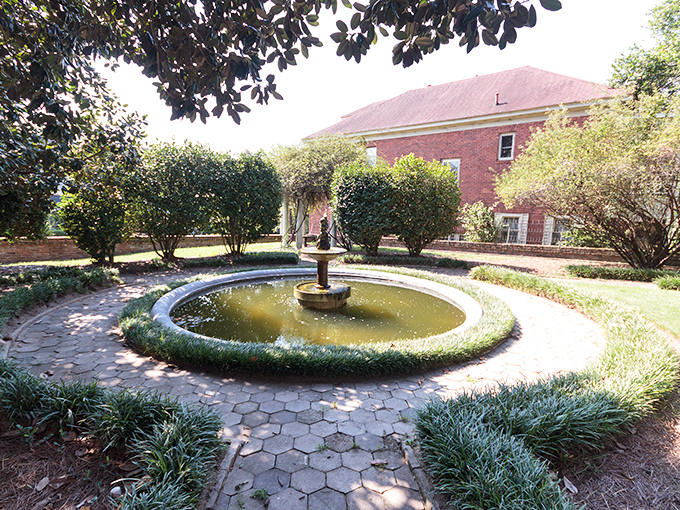 Hay House's manicured grounds provide the perfect setting for this architectural masterpiece in the heart of Macon.