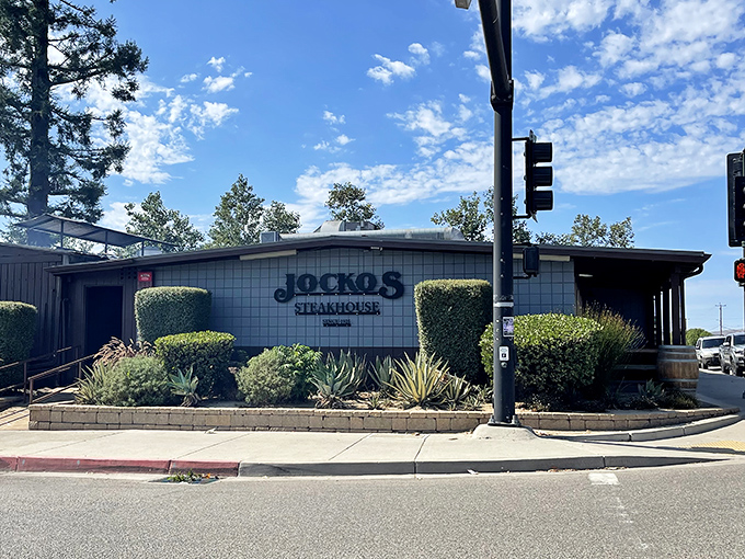 This might look like any roadside diner, but locals know better. Jocko's proves greatness often hides behind the most unassuming facades!