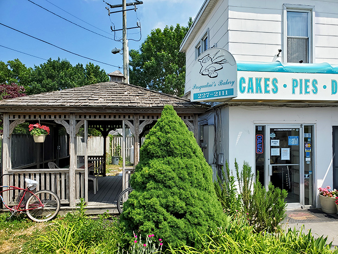 A storybook setting for serious donut business. The gazebo and gardens make waiting for these treasures a pleasure.