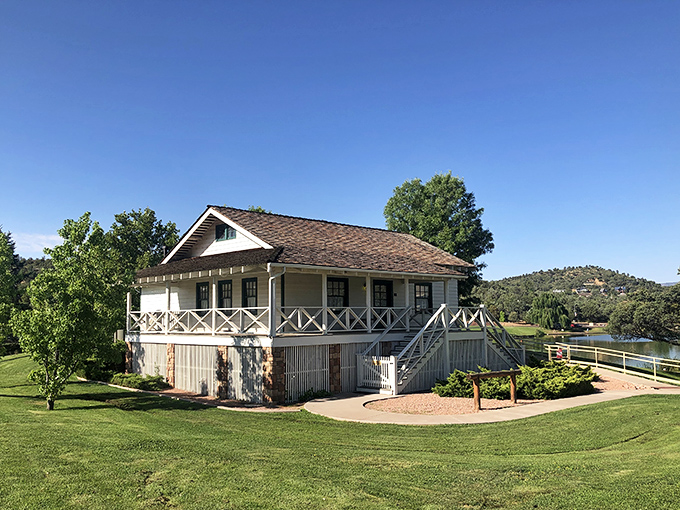 This charming lakeside building in Payson looks like it belongs on a postcard - 'Wish you were here' has never been more sincere.