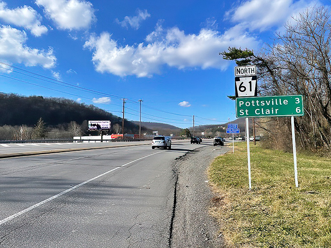 Mountains rise in the distance as Route 61 rolls through the countryside. Pennsylvania showing off its natural muscles!