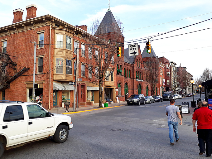Small-town charm with big-city character! York's main street invites you to slow down and appreciate the architectural eye candy.
