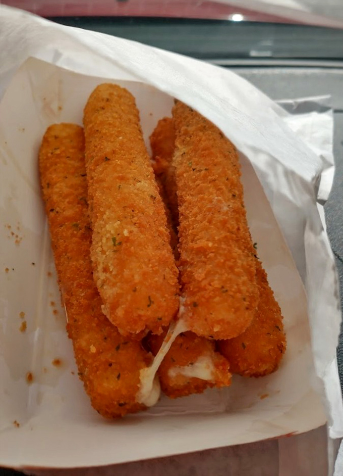 Cheese sticks that stretch for days&mdash;the kind that create those Instagram-worthy cheese pulls before Instagram was even a thing.