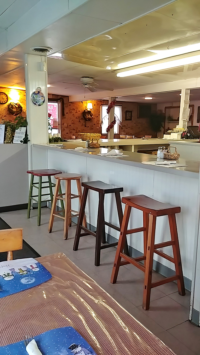 Counter seating where locals gather to solve the world's problems over exceptional comfort food.