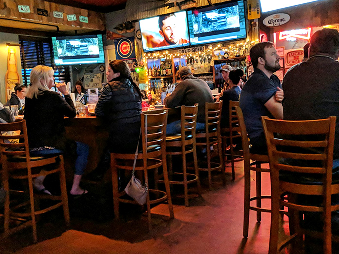 The bar area hums with the unmistakable energy of people making good life choices &ndash; mainly, the choice to eat here tonight.