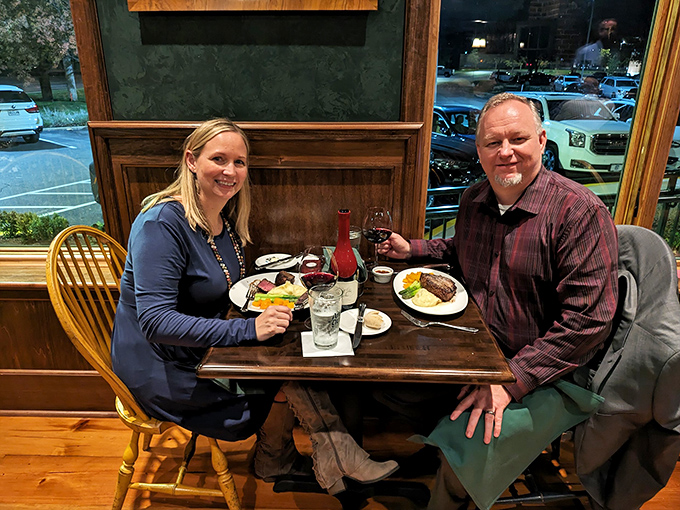 The faces of people experiencing what might be the best meal of their Midwest lives. This is what food happiness looks like.