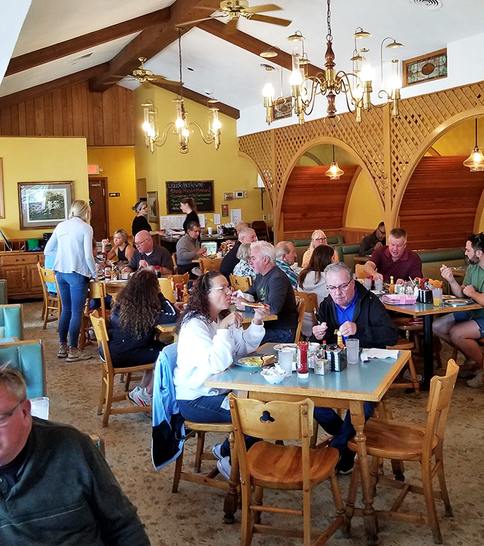 The breakfast crowd knows quality when they taste it &ndash; just look at those satisfied faces.