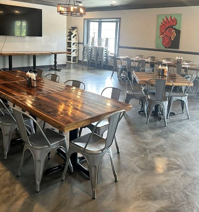 Where strangers become friends over shared love of smoked meats. Those wooden tables have heard more food epiphanies than a therapist's couch.