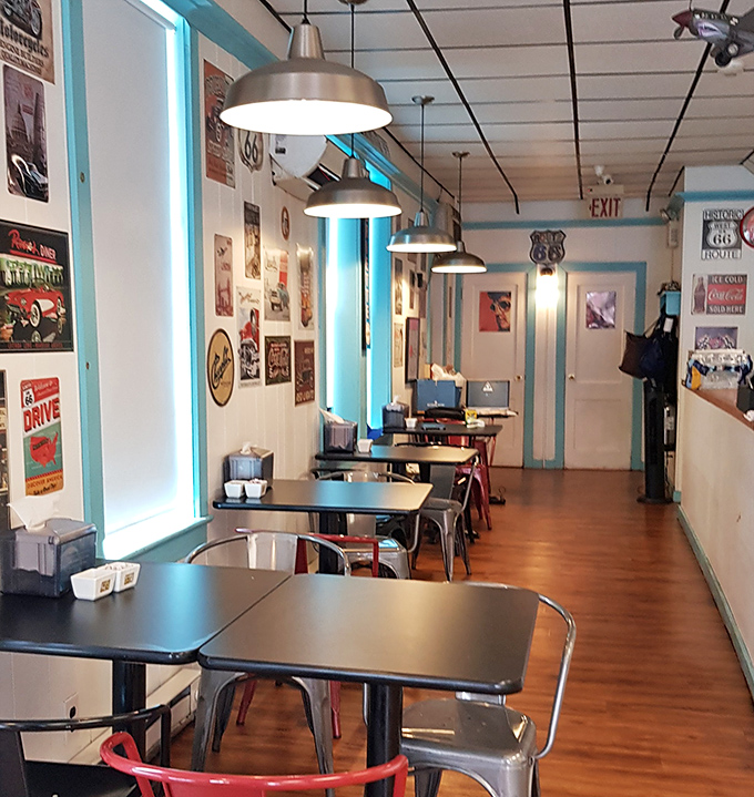 Simple metal chairs and wooden floors let you focus on what matters&mdash;the food. No distractions from burger bliss here.