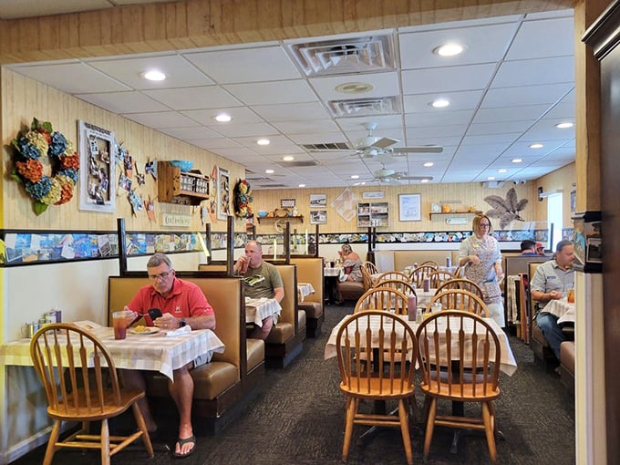 The dining room buzzes with the sound of happiness—or maybe that's just forks eagerly attacking plates of homestyle goodness.