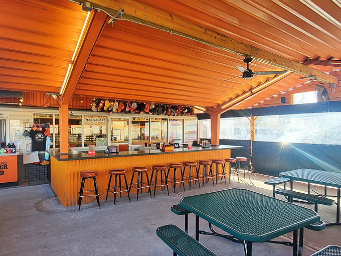 The covered dining area offers shelter from the elements but not from the irresistible aromas wafting from the kitchen. Orange never looked so appetizing.