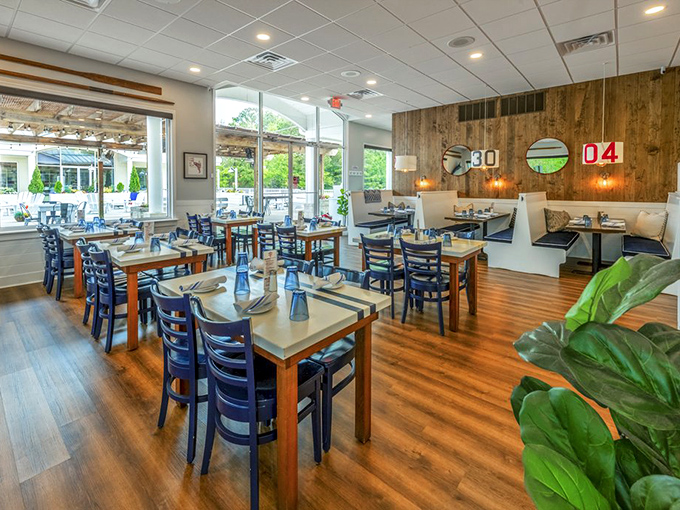 The dining room strikes that elusive balance&mdash;polished enough for anniversary dinners yet comfortable enough for Tuesday night cravings.