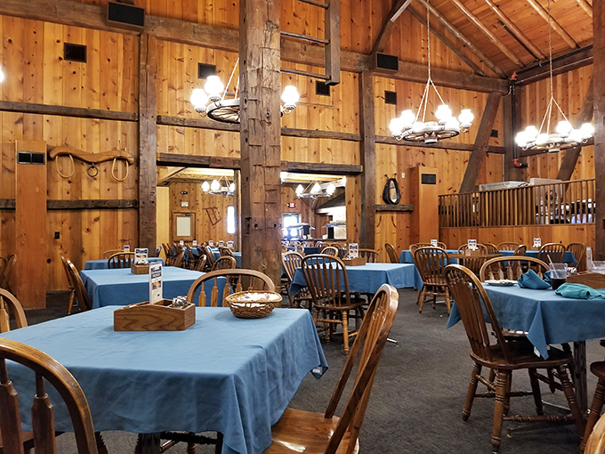 Those wooden beams have witnessed thousands of "mmms" and "aahs" over decades. If walls could talk, these would say "save room for dessert."