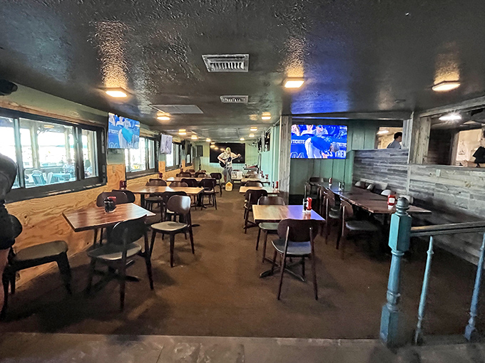 Where sports fans and seafood enthusiasts find common ground. This casual dining area offers TVs for game day and tables perfectly positioned for post-beach refueling.