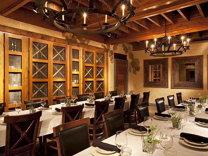 The private dining room looks like it was designed for people who make important decisions about mergers or marriage proposals&mdash;possibly both in the same evening.