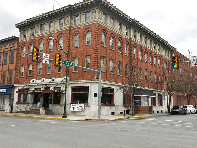 Downtown Sunbury's walkable streets make car-free living a delightful reality for budget-conscious retirees.