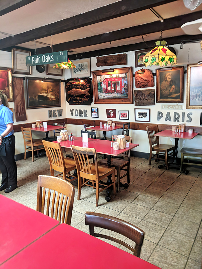 Every inch of wall space tells a story, from street signs to vintage artwork. It's like dining inside a scrapbook of coastal Americana.