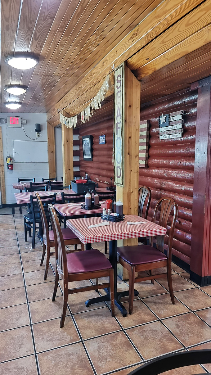 Red checkered tablecloths and log cabin walls &ndash; this isn't designed to be rustic; it simply is. Authenticity you can't buy from a decorator.