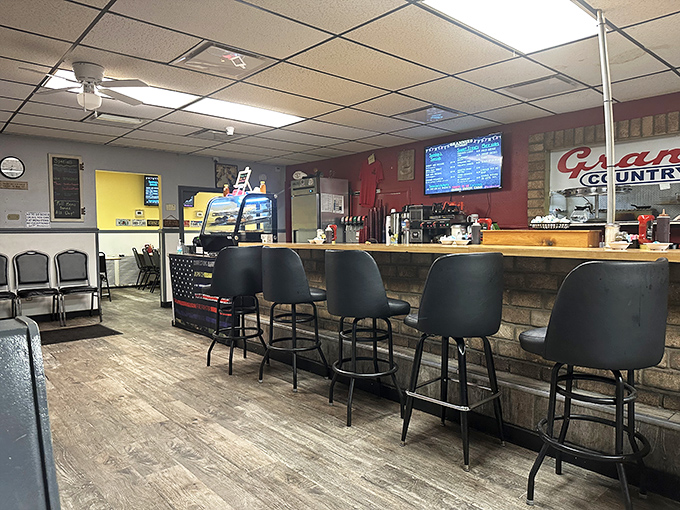 The counter seating – where solo diners become regulars and the best local tips are exchanged over bottomless cups of coffee.