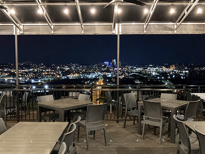 Dining with a view like this transforms any meal into a special occasion worth savoring and remembering.