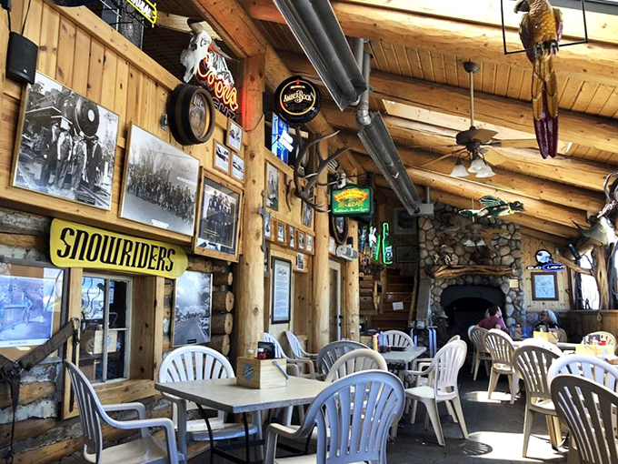 Inside meets outside on this patio where Western memorabilia and mountain air create the perfect backdrop for pre-dinner drinks.