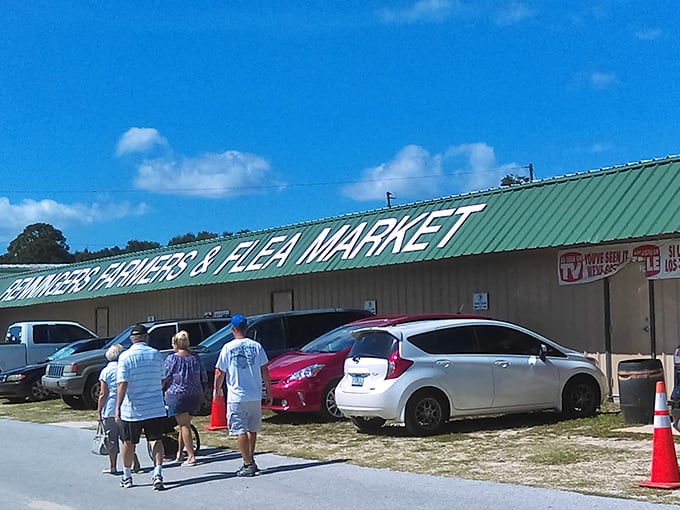 Renninger's Flea Market&mdash;where one person's "why do I still have this?" becomes another's "I've been looking everywhere for this!"
