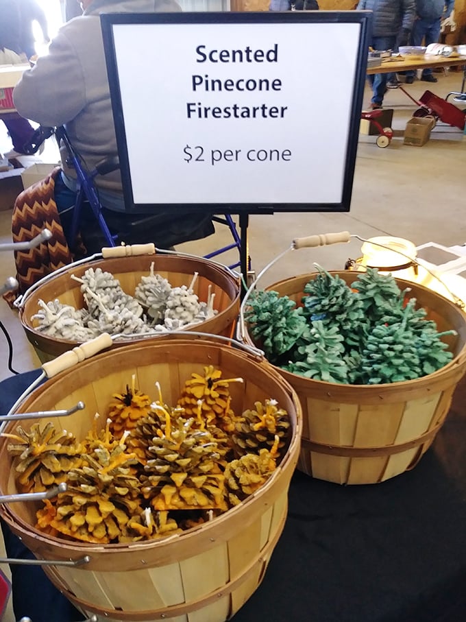 Who knew pinecones could be so fancy? Nature's fire-starters get a fragrant makeover, proving even kindling deserves a glow-up.