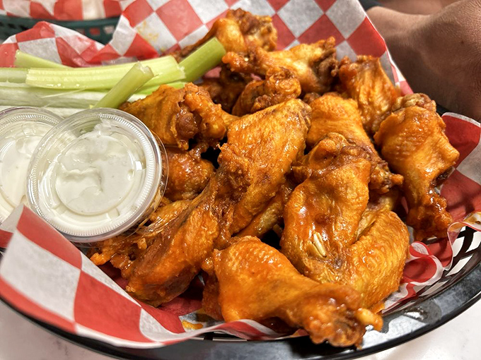 Buffalo wings that don't mess around. These aren't playing the supporting role&mdash;they're auditioning for their own headlining show.