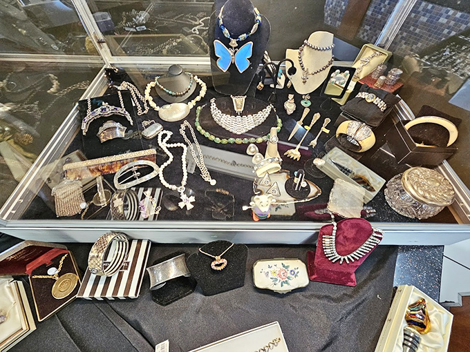 Treasure chests aren't buried underground anymore&mdash;they're displayed right here with turquoise, pearls, and memories waiting to be worn again.