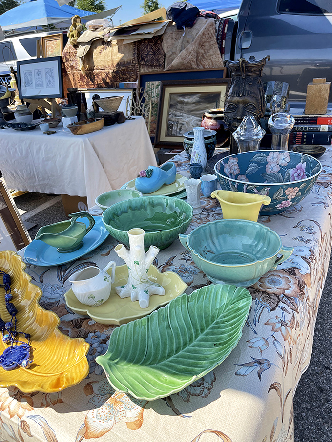 Grandma's china gets a second chance at dinner party stardom. These mint-condition bowls have survived longer than most Hollywood marriages.