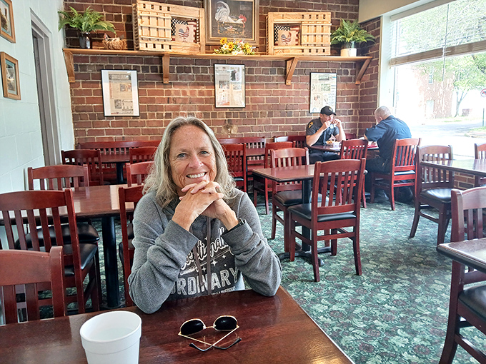 The dining room &ndash; where strangers become temporary friends united by the universal language of "mmm" and "you've got to try this."