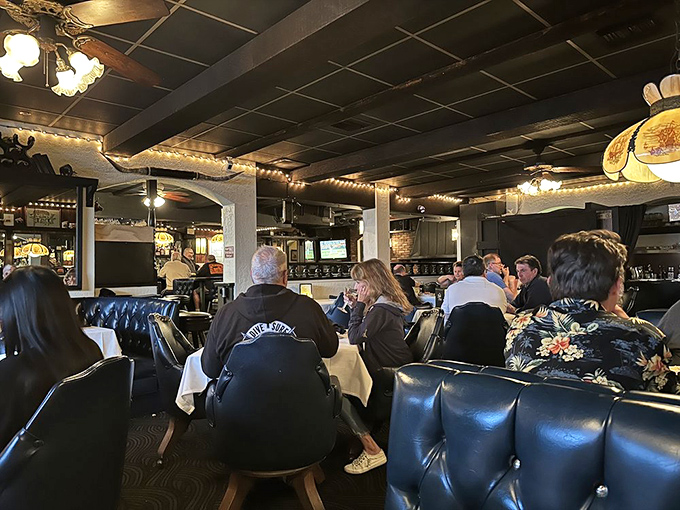 Where memories are made between bites of perfectly cooked beef. These diners aren't on their phones because real conversation pairs well with great food.