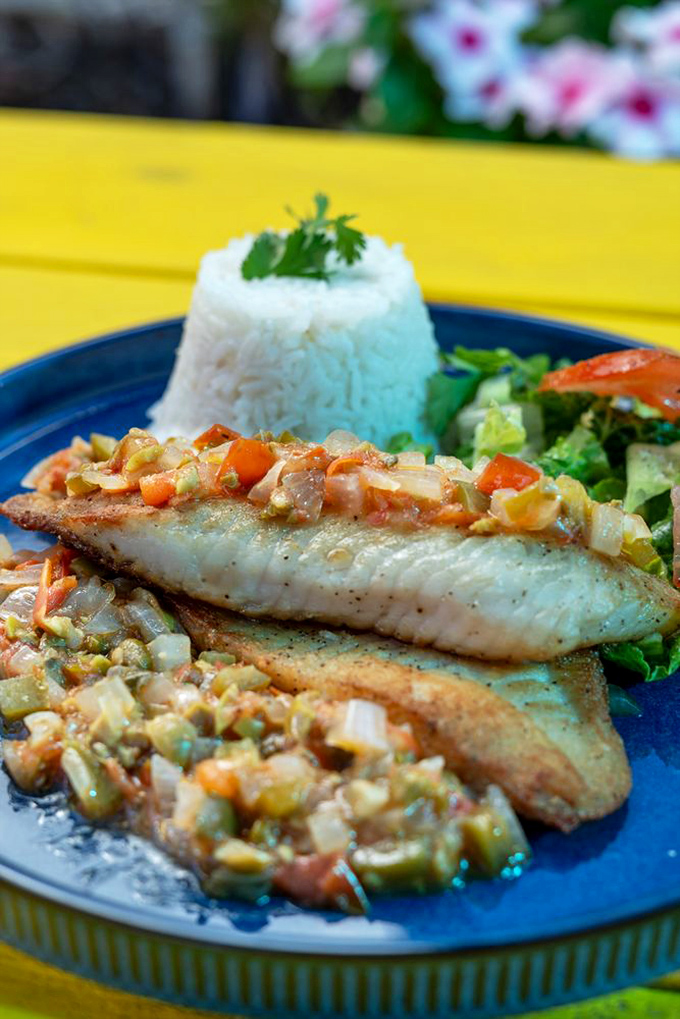 When fish fillets get the Veracruz treatment, magic happens. Perfectly cooked white fish crowned with a vibrant, chunky vegetable salsa.