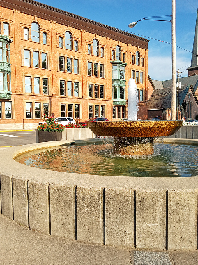 This fountain creates the soothing soundtrack to downtown life, hypnotizing shoppers into thinking, "Maybe I do need another antique butter churn."