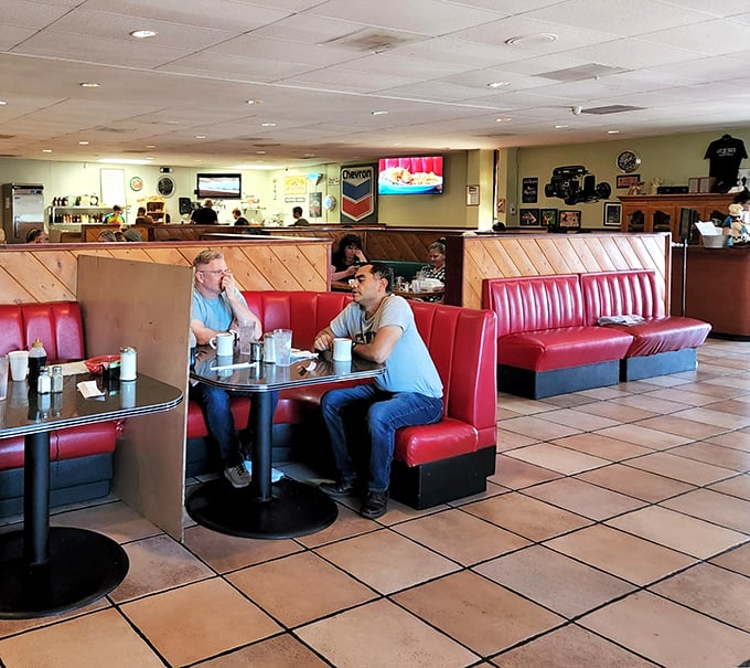 The red booths aren't just comfortable&mdash;they're front-row seats to the greatest show on earth: breakfast in America.