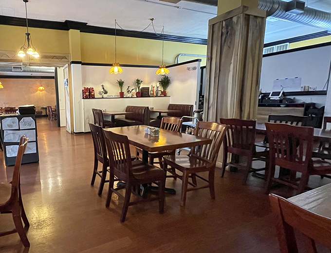 The dining room feels like that cool friend's house &ndash; the one who somehow makes everything look effortlessly stylish while still being completely comfortable.