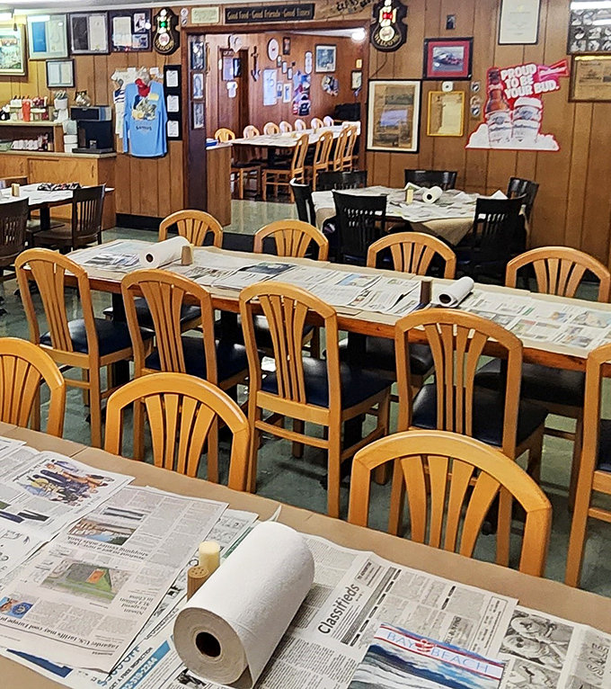 Tables prepared for the coming seafood storm. Those paper-covered tables aren't just practical&mdash;they're blank canvases awaiting delicious memories and inevitable spills.