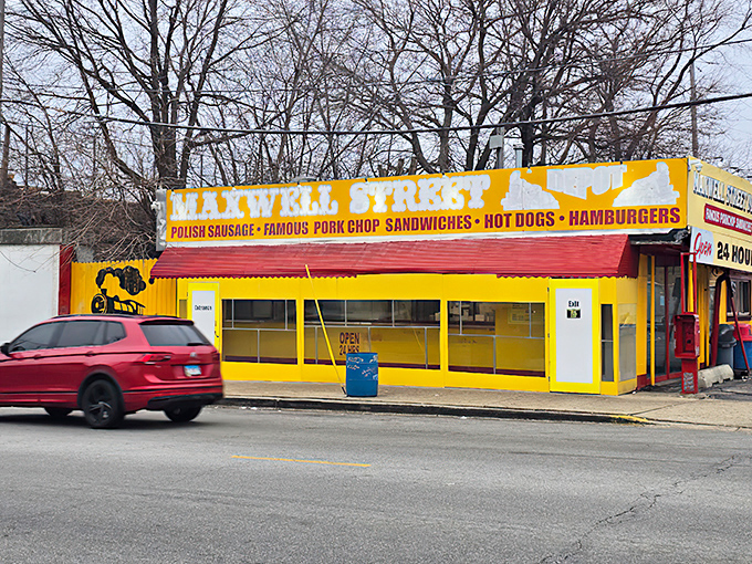 Maxwell Street Depot's sunshine-yellow exterior is as bright as the smiles you'll have after trying their seafood.