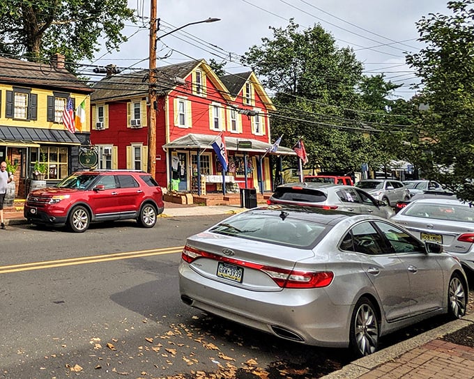 New Hope's waterfall creates nature's soundtrack for shoppers and diners along the historic canal path.