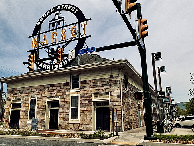 A feast for the eyes! Broad Street Market's flower-lined pathways invite visitors to explore this charming shopping destination. 