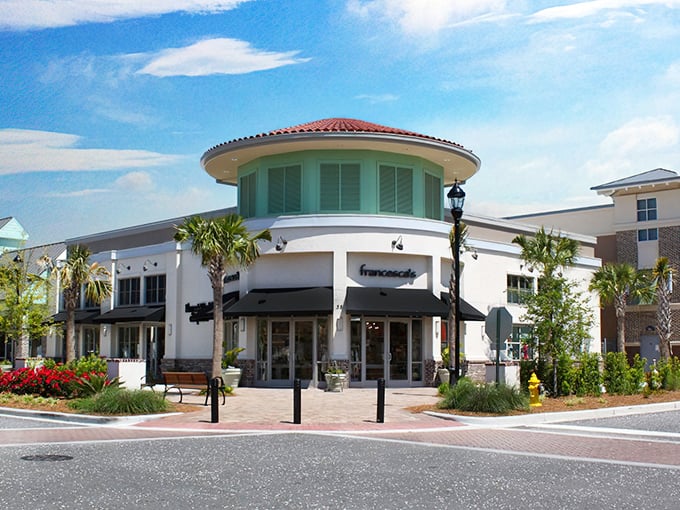 Architectural eye candy with a side of palm trees &ndash; the perfect recipe for retail therapy with a view.