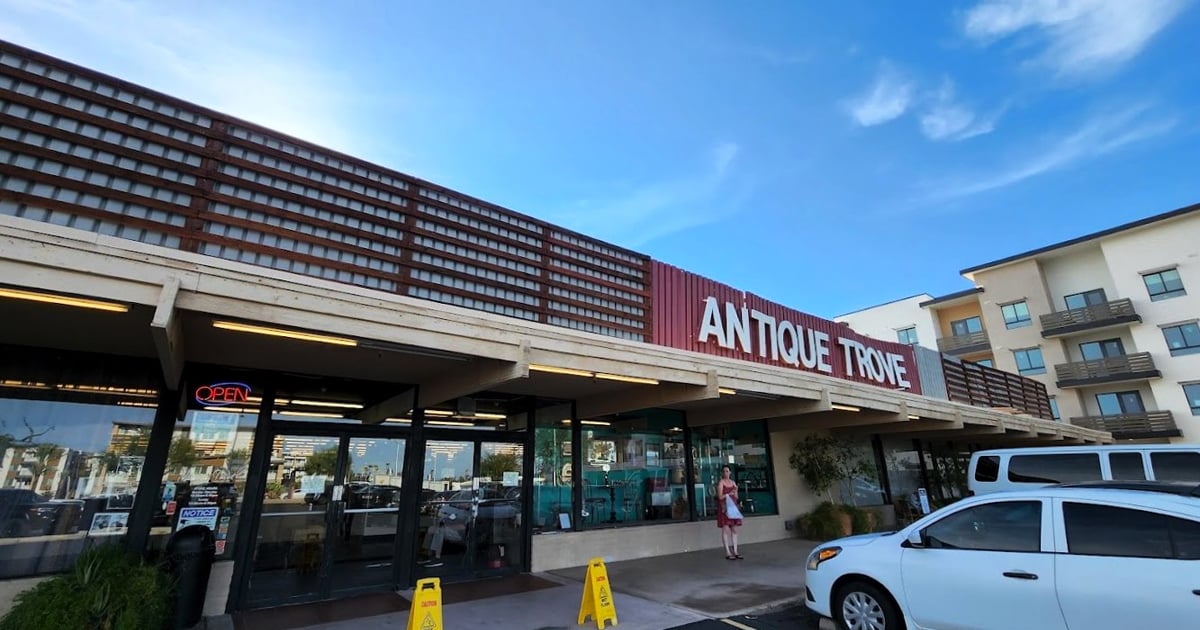 The Massive Antique Store In Arizona That Takes Nearly All Day To Explore