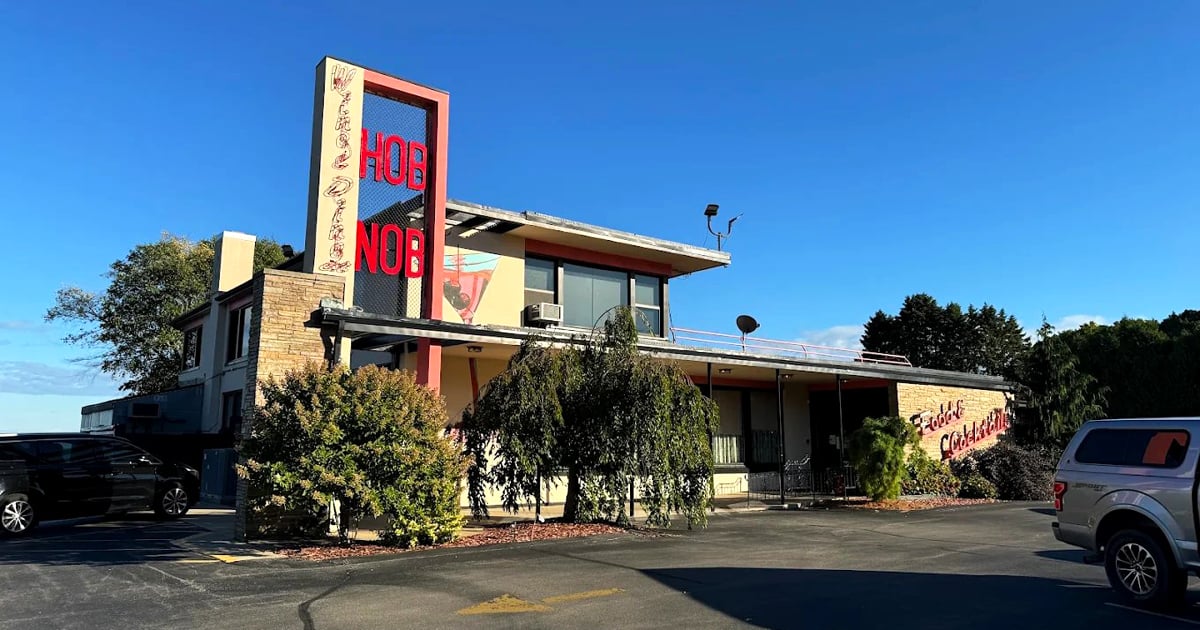 9 Classic Supper Clubs In Wisconsin Locals Swear Are The Best In The ...