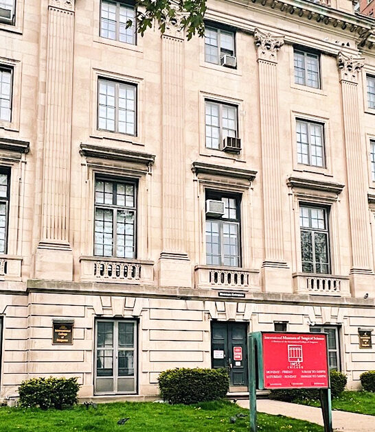 bizarre surgical museum illinois ftr