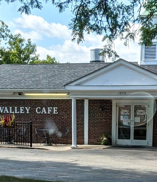 breakfast charming cafe ohio ftr