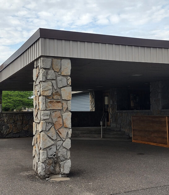 broiled walleye wisconsin delicious ftr